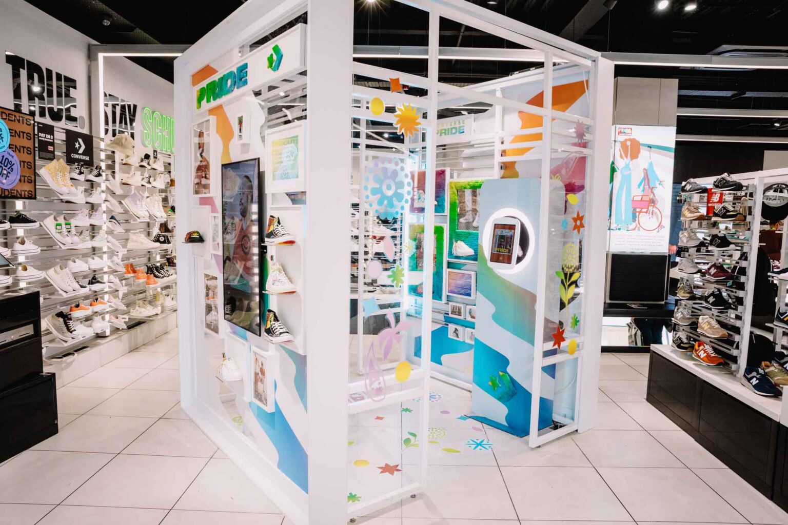 Megabooth Photo Booths | Creative Photographic Experiences