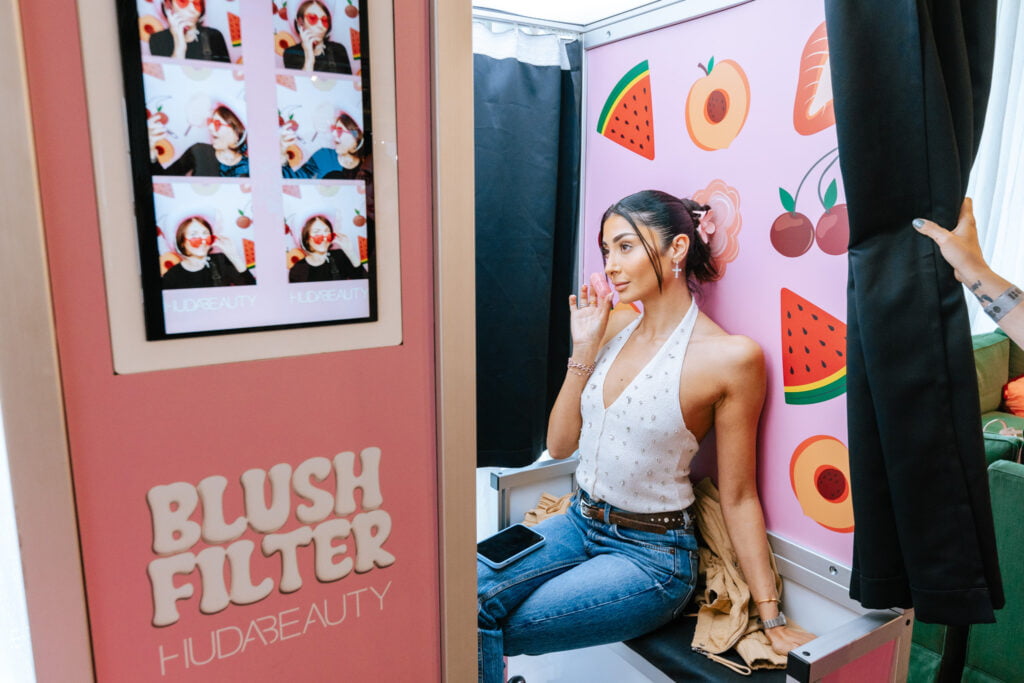 Megabooth Photo Booths | Creative Photographic Experiences