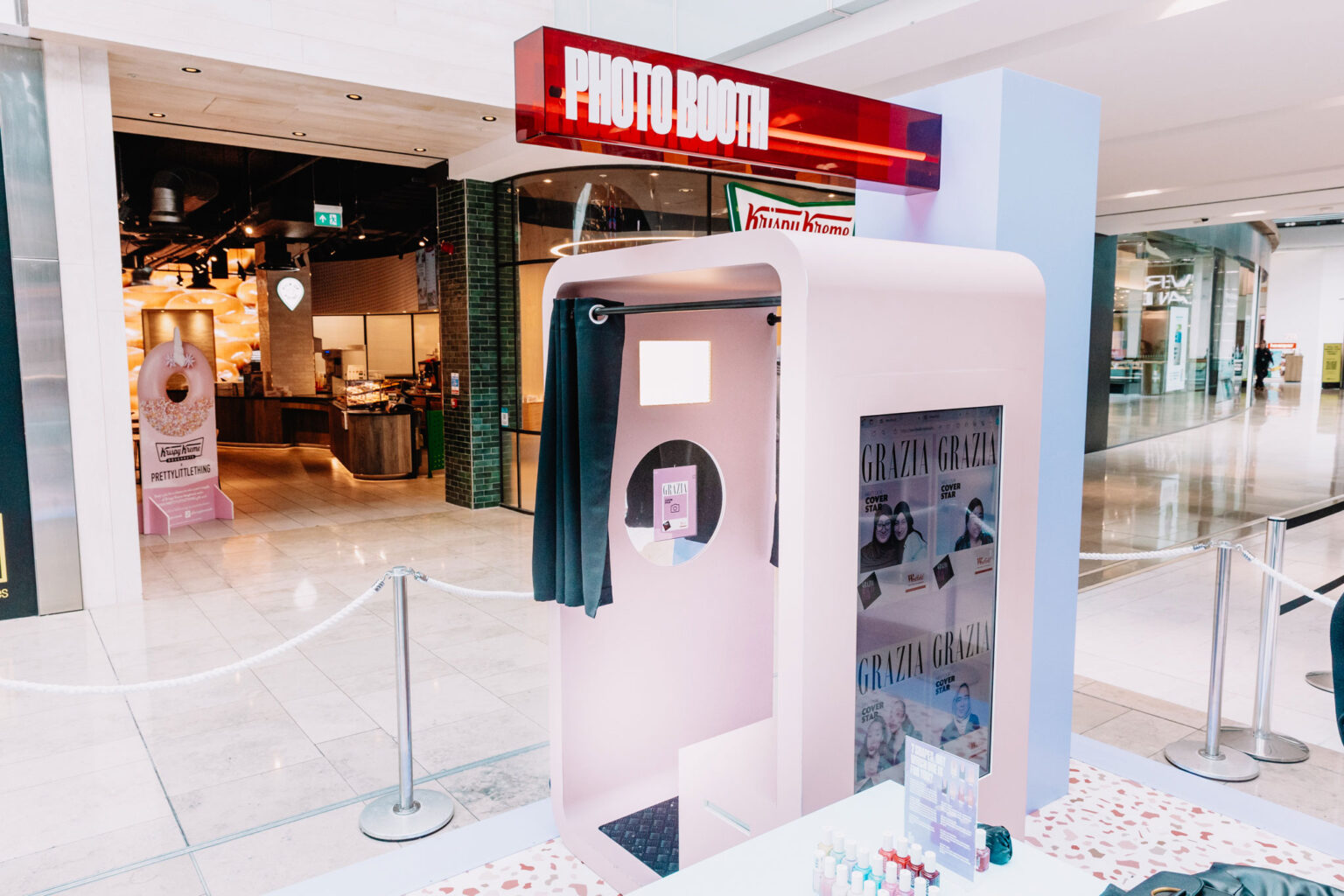 Modern Classic Booth - Megabooth