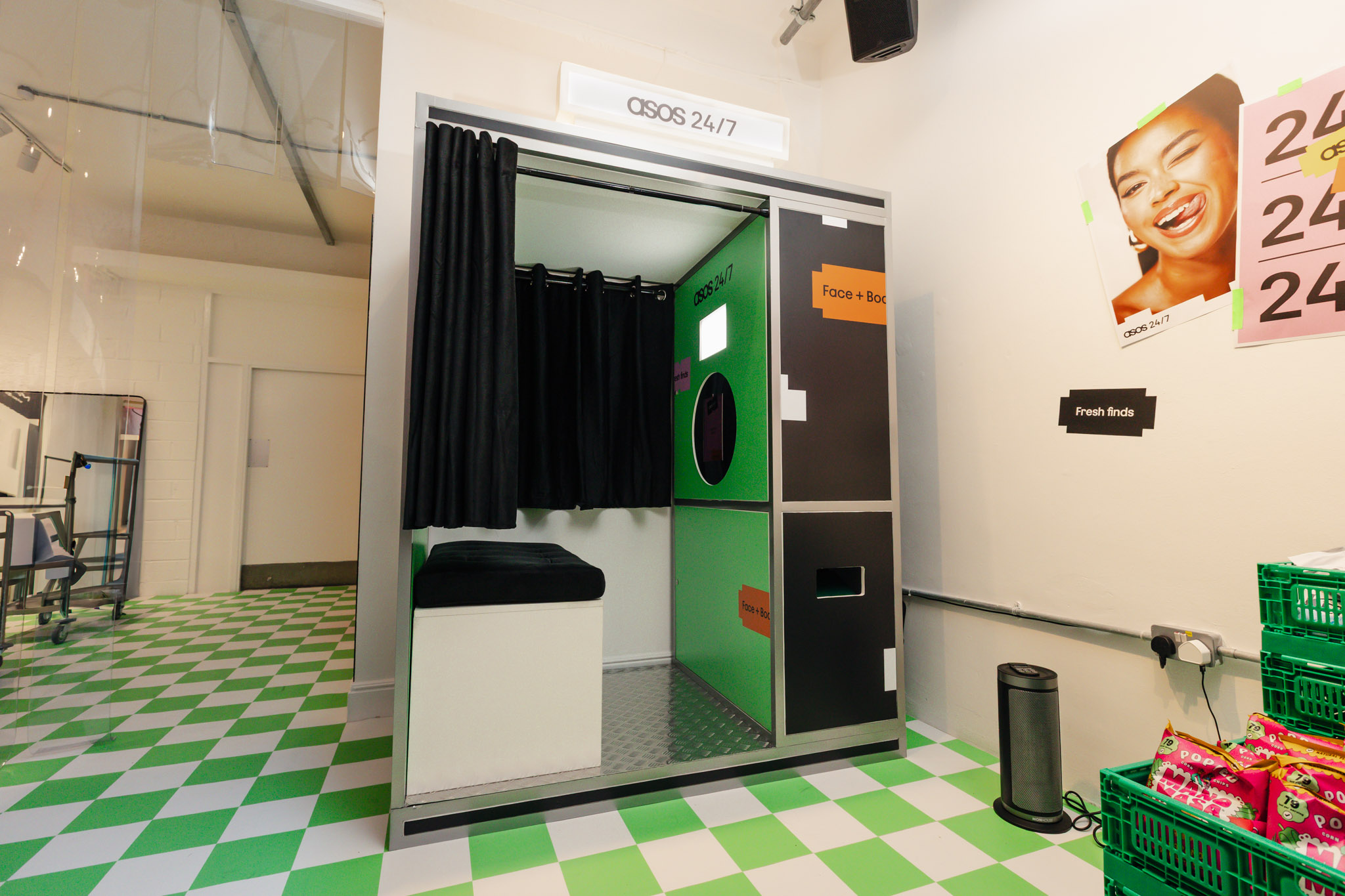 Asos Receipt Booth - Megabooth