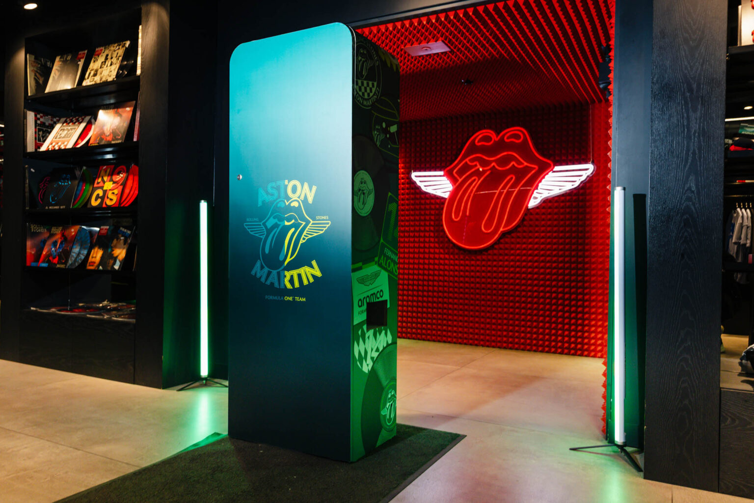 Megabooth Photo Booths | Creative Photographic Experiences